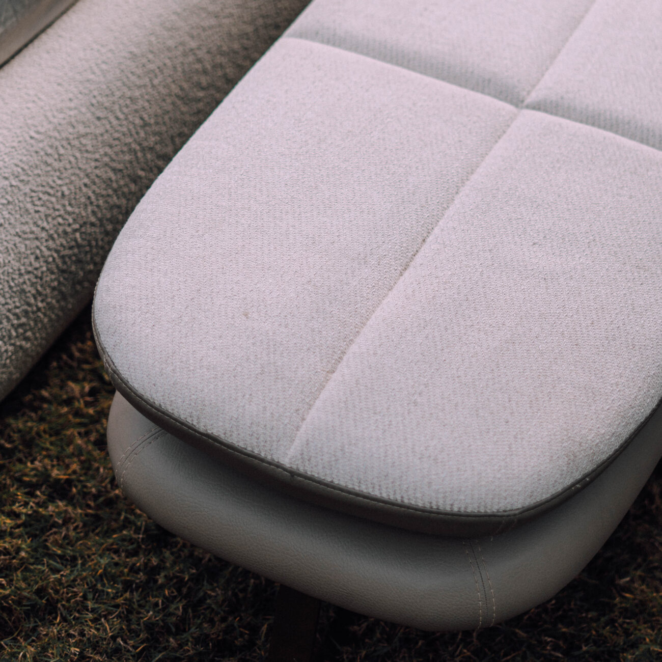 Loaf Bench - Nineteen Furniture